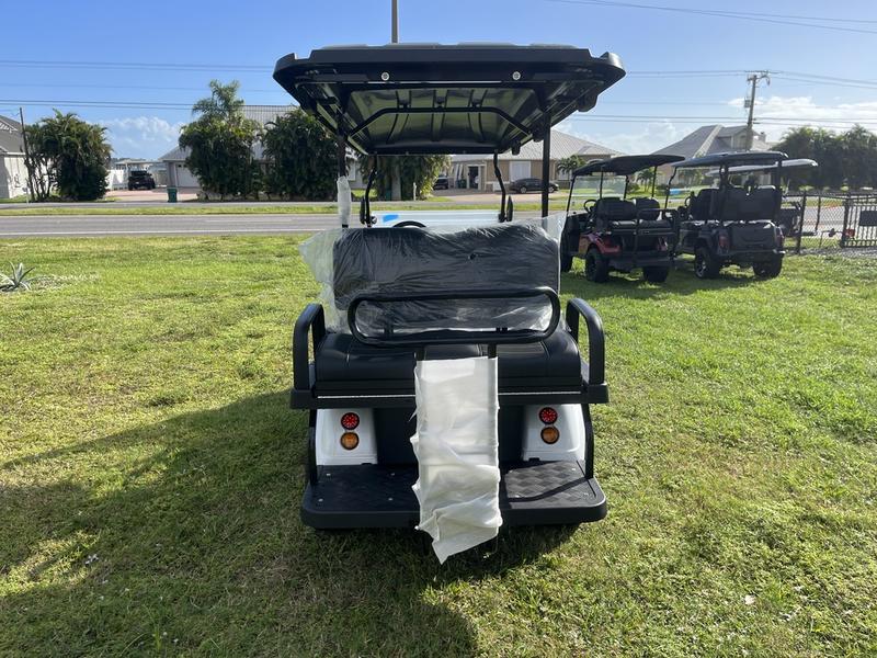 2025 Evolution Carrier 6 Plus for Sale | 6-Seater Lithium Electric Golf Cart - Golf Carts Nation